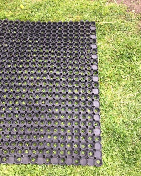 Interlocking Grass Mat | Grass Mats Online UK | Quality Grass Mats Online